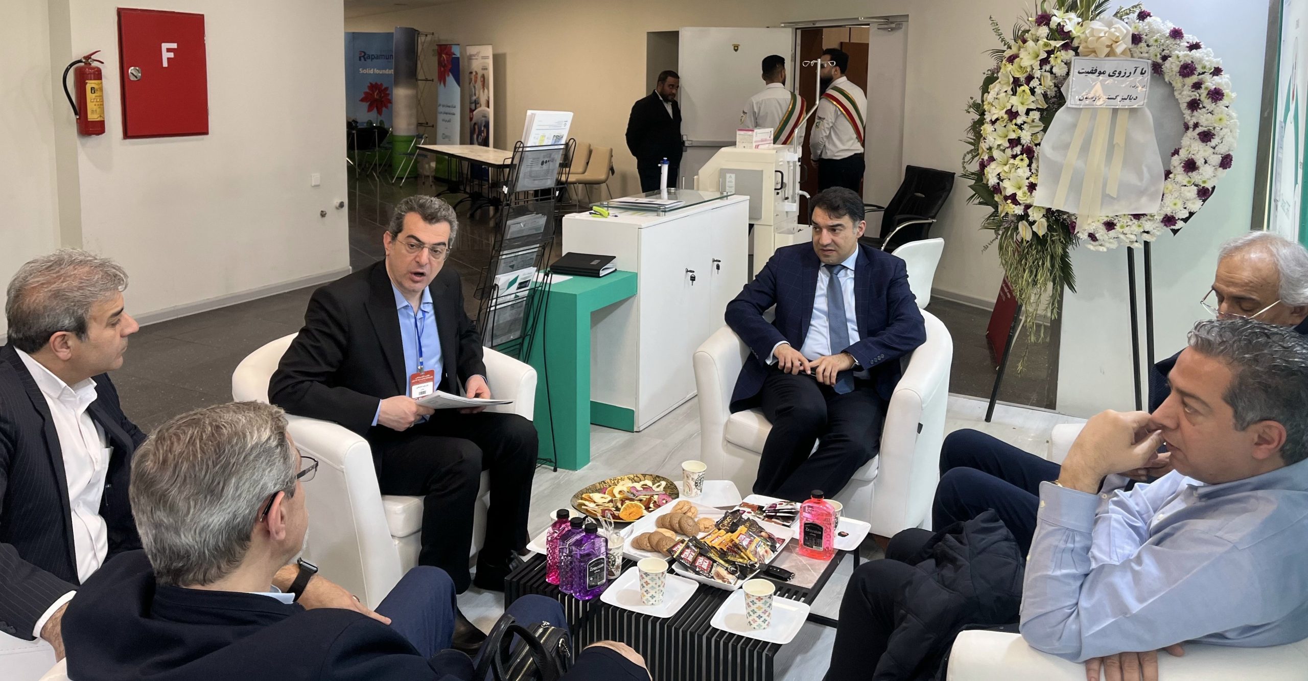 Tehran International Liver Transplant Congress - دیالیز تجهیز