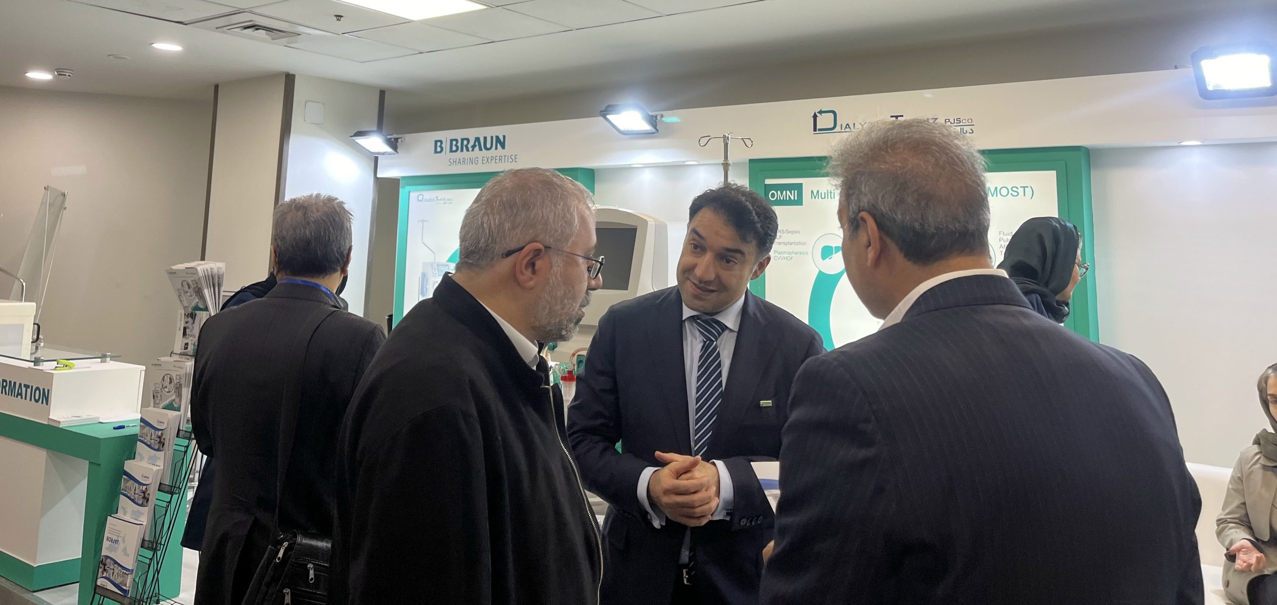 Tehran International Liver Transplant Congress - دیالیز تجهیز
